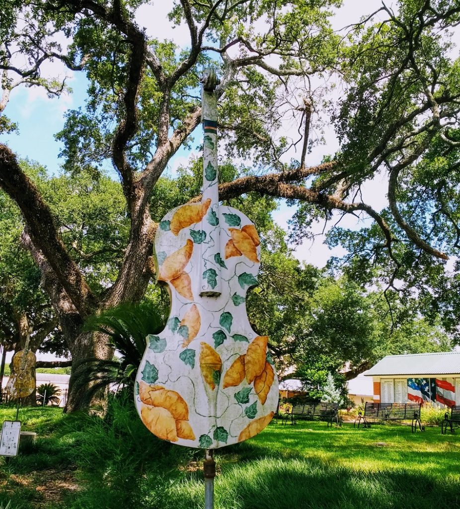 Art fiddles and zydeco in Cajun country – Wandering Lady